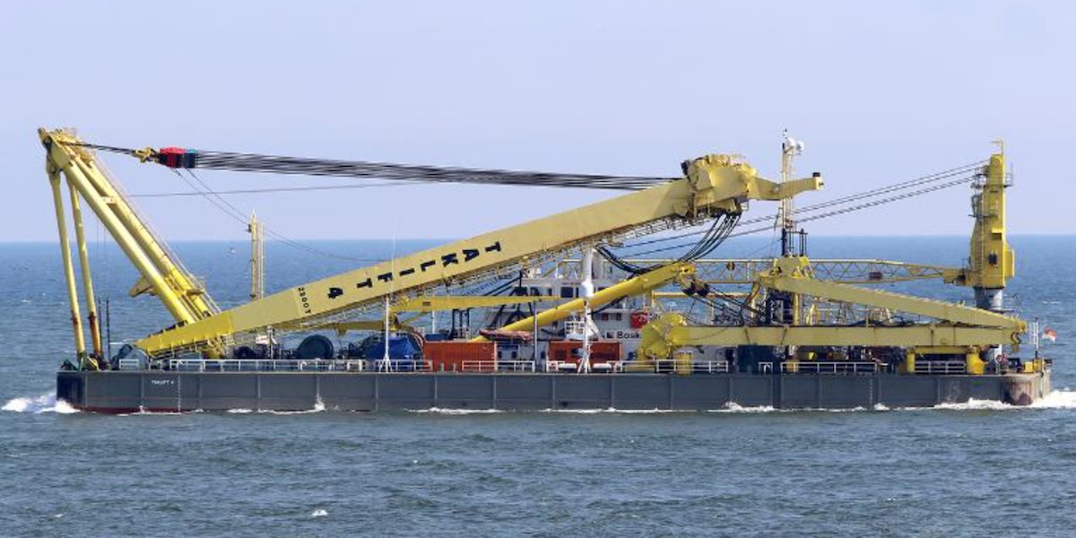 Pressmare | Bergung der Bayesian im Gange: Hebo Lift 10 auf dem Weg nach Sizilien